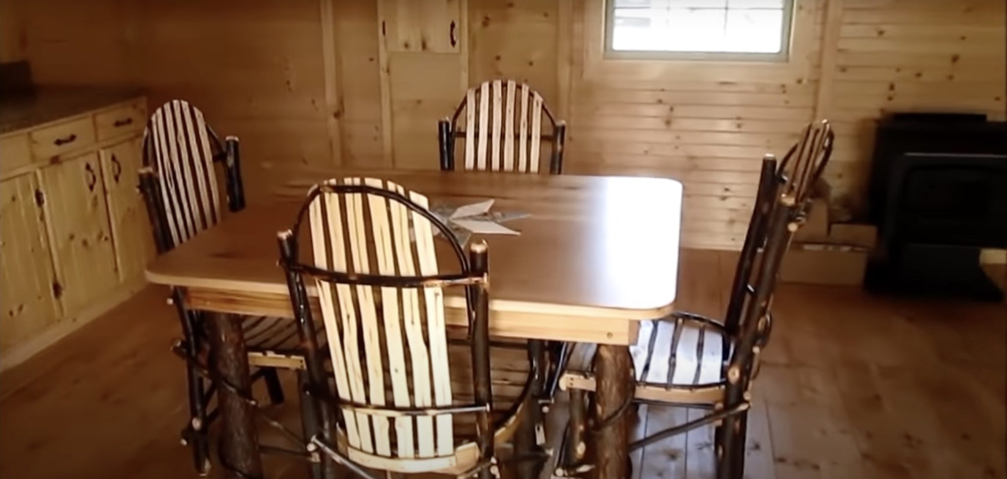 Explore Nature with This Affordable $16,348 DIY Log Cabin Kit: Take A ...
